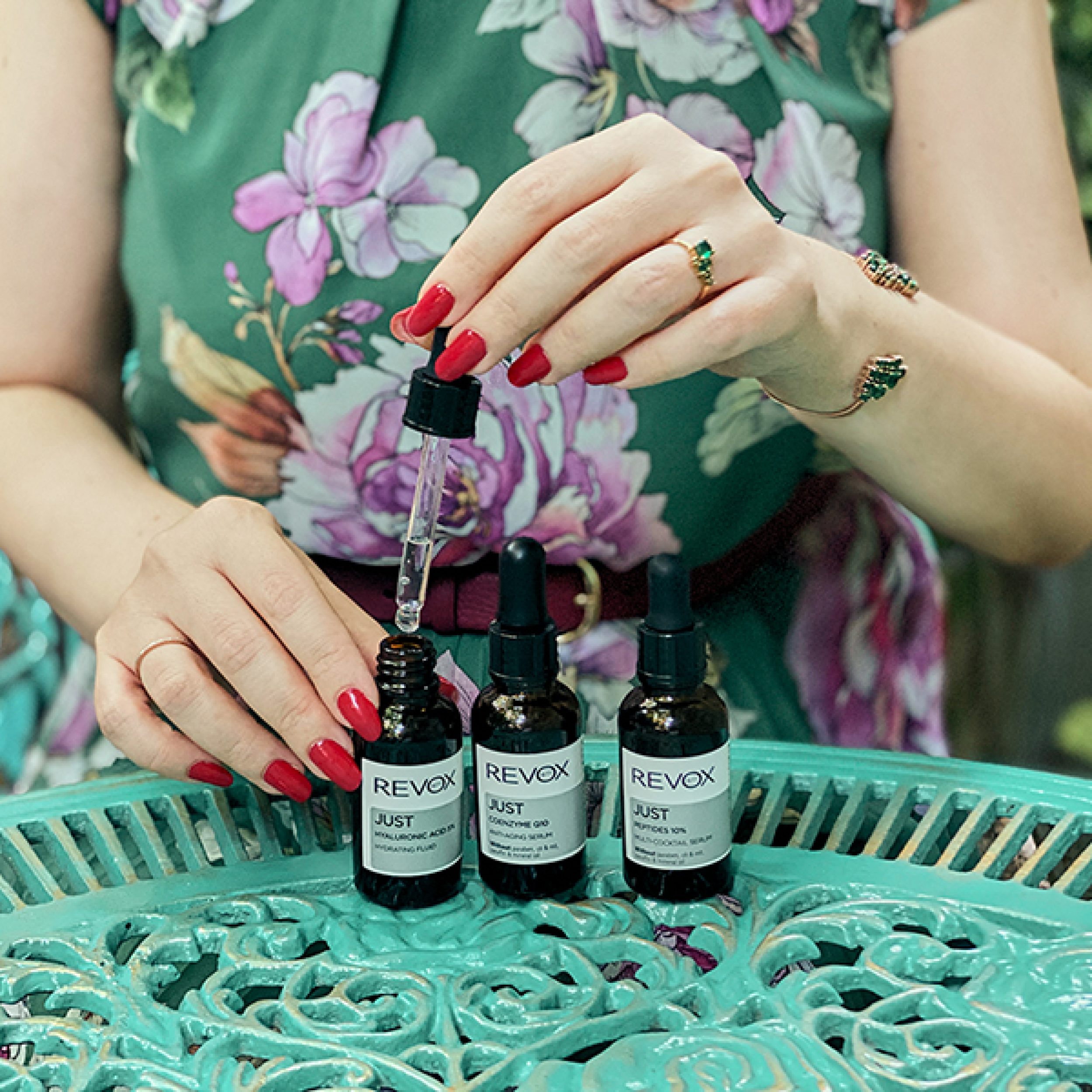 Adina Necula » Cosmetica minimalista: serurile tratament bazate pe ...