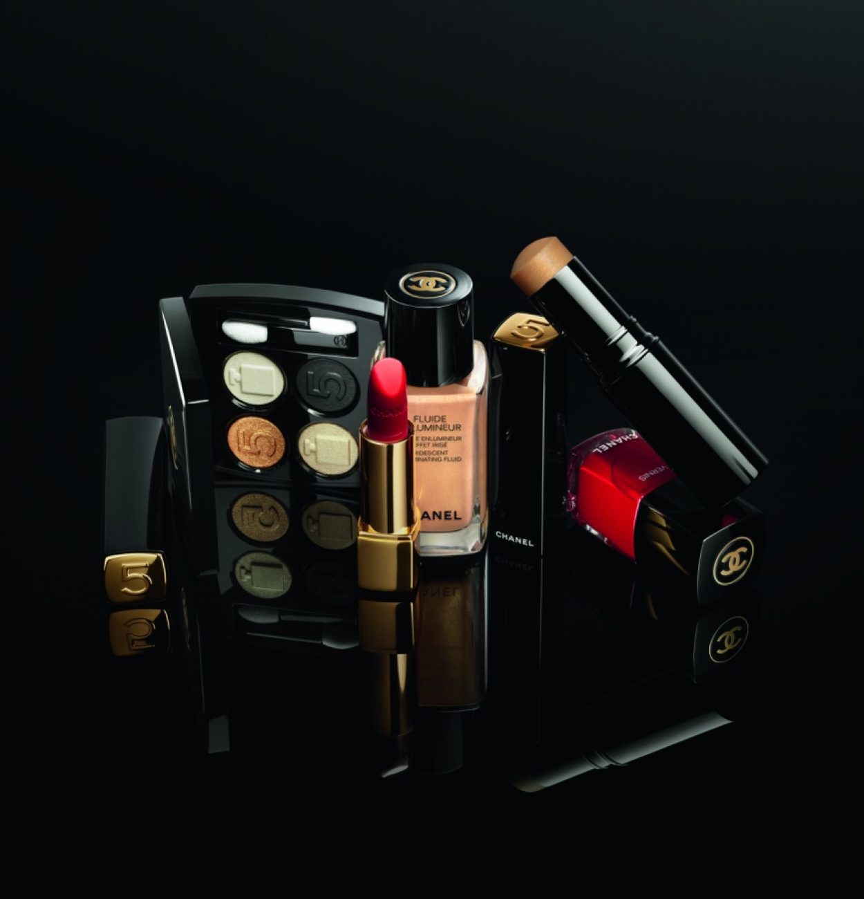 Adina Necula » Chanel Holiday 2021: creatii exclusive de machiaj ...